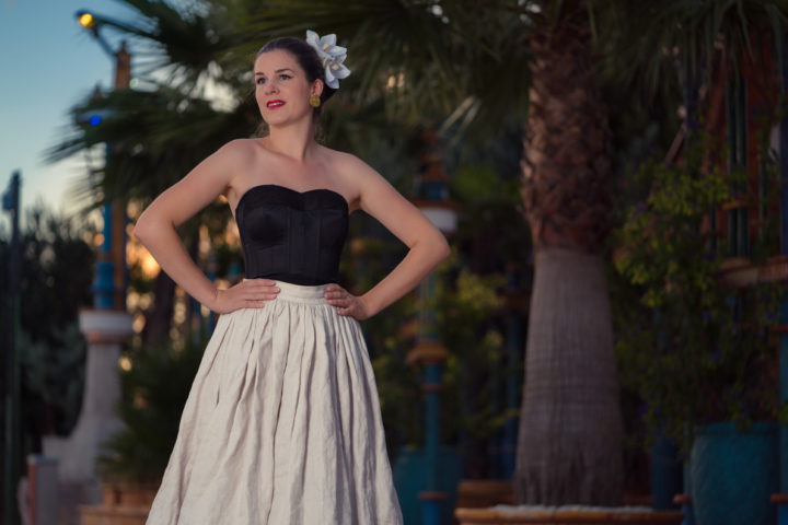 Perfekt in Form mit dem Strapless Longline Bra von Secrets in Lace