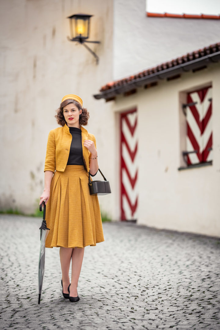 The Pillbox: Small Hat with a great Effect - the Story & Styling Tips ...