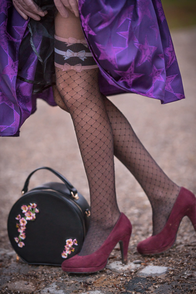 How to style patterned Tights: Styling Tips by RetroCat