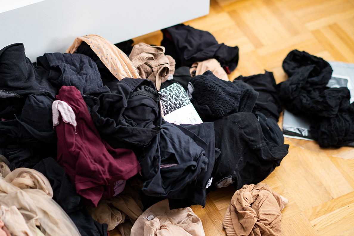 Strumpfhosen aufbewahren: So organisierst & sortierst Du Strumpfwaren